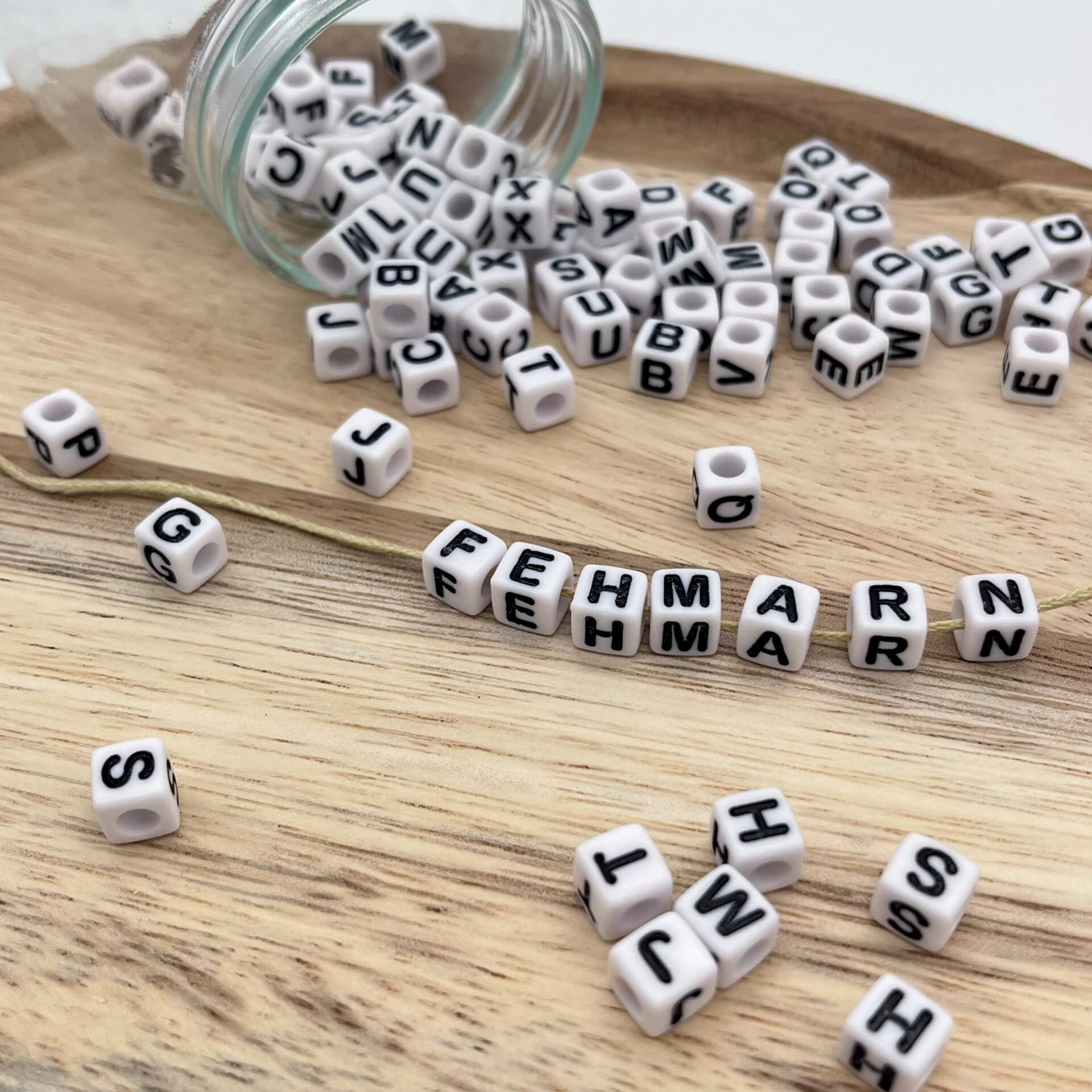 Ein Kunststoff Mit 7 Buchstaben